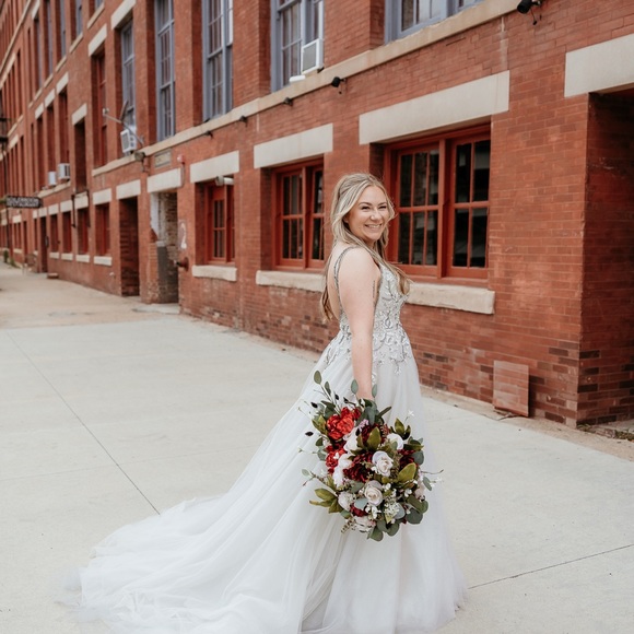 Hayley Paige Occasions | Dresses | Hayley Paige Occasions Ivory Lauren ...